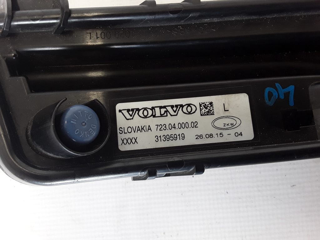 Used VOLVO V40 Front bumper fog lamp 31395919