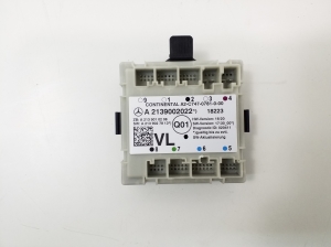 Used Mercedes Benz E-Class Rear side door speaker A2138201000