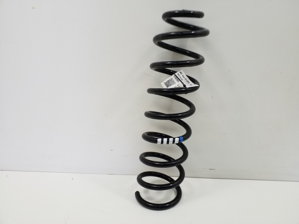 Used Mercedes Benz E-Class Front spring A2133210304