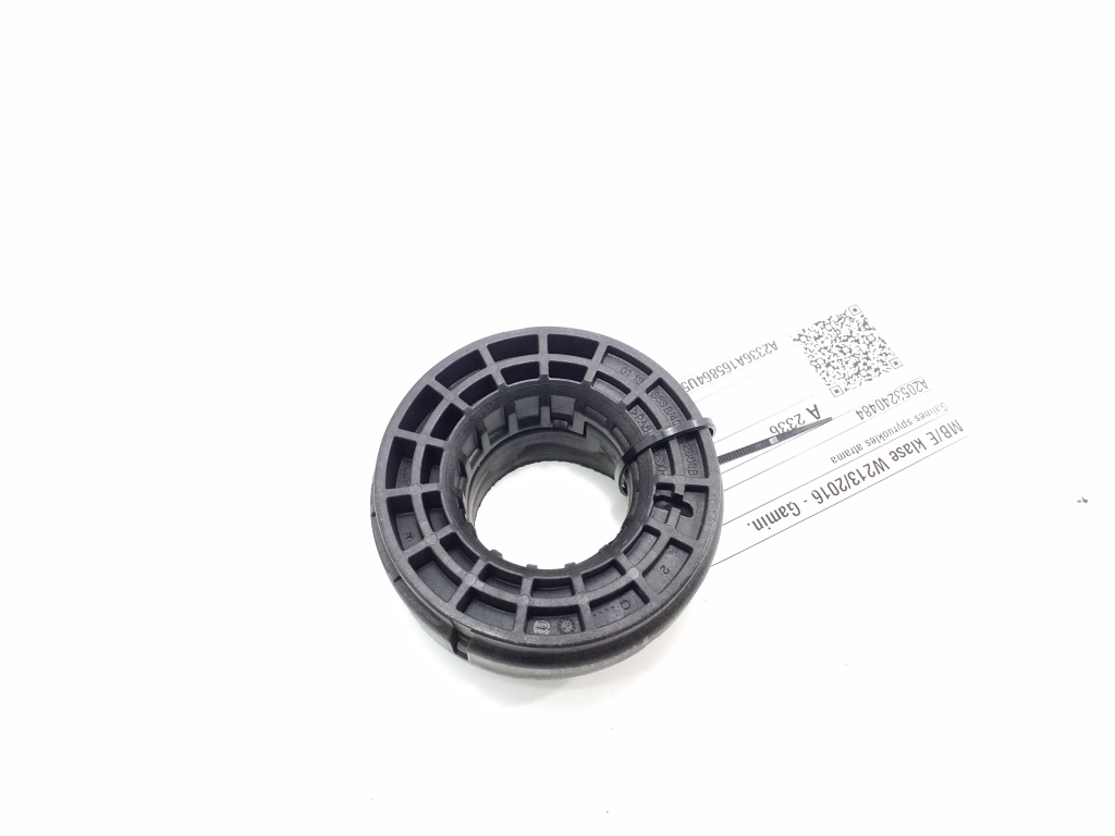 Used Mercedes Benz E-Class Rear spring support A2053240484