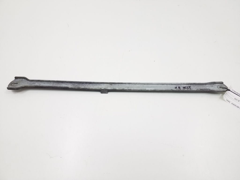 Used Mercedes Benz E-Class Holder next A2055240047