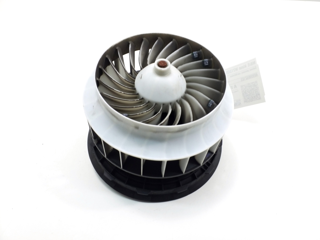 Used Mercedes Benz E-Class Cabin shoulder motor A0999062103