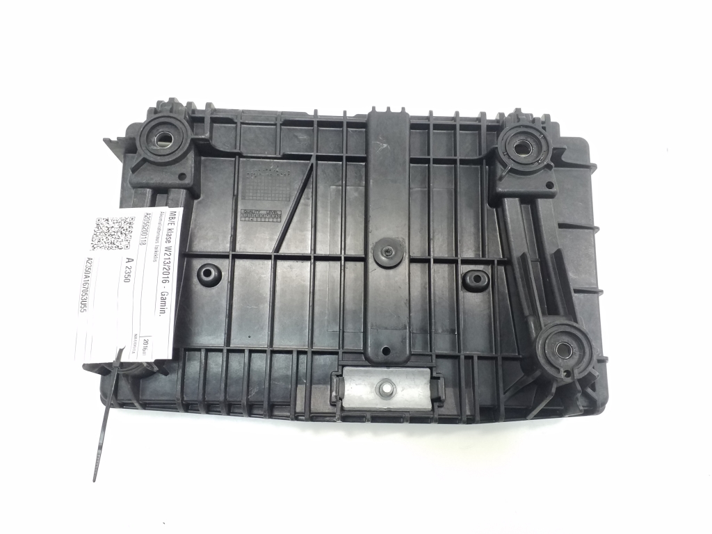 Used Mercedes Benz E-Class Battery holder A2056200118