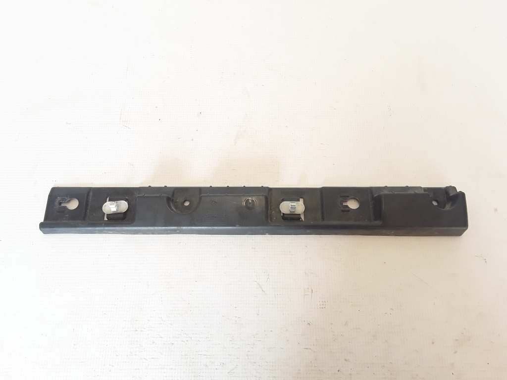 Used RENAULT Zoe Exterior sill trim bracket 764599279R