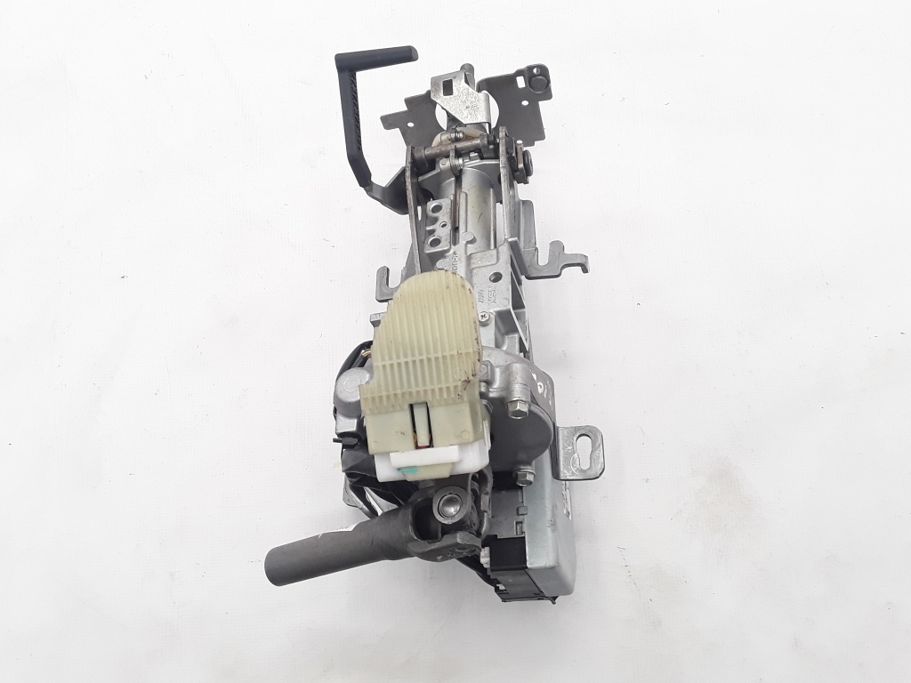 Used RENAULT Fluence Steering wheel and its details