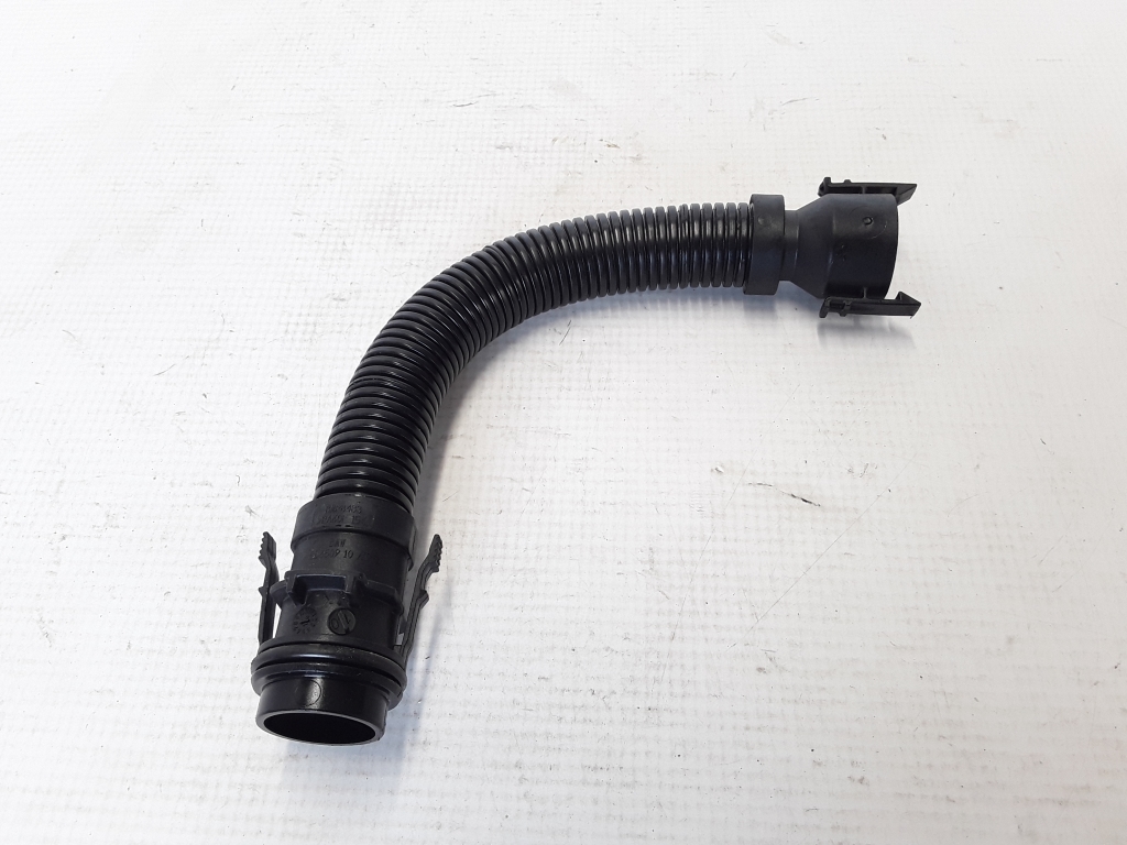 Used BMW 5 SERIES Air intake hose 58650910