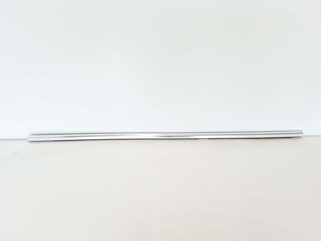 Naudotas BMW 5 SERIES Galinių šoninių durų juostelė prie stiklo išorinė ...