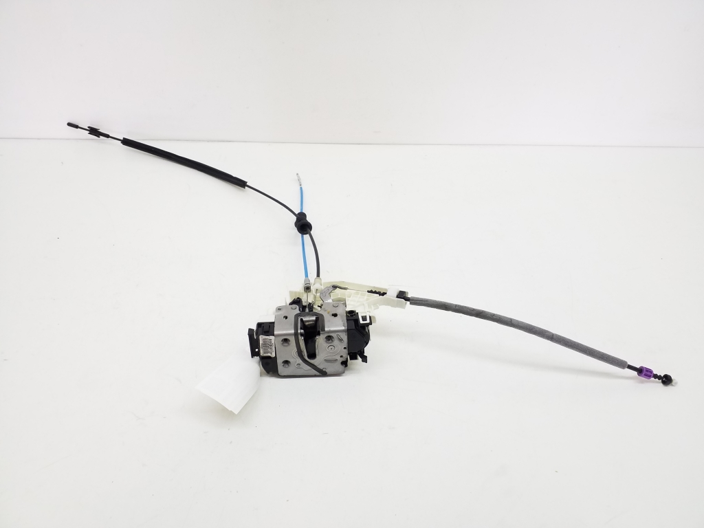 Использовал Mercedes Benz CLS-Class Замок задней боковой двери A2047302735