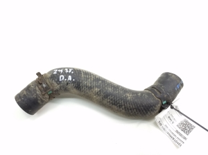 Used TOYOTA Hilux Cooling radiator hose 16572-0L030