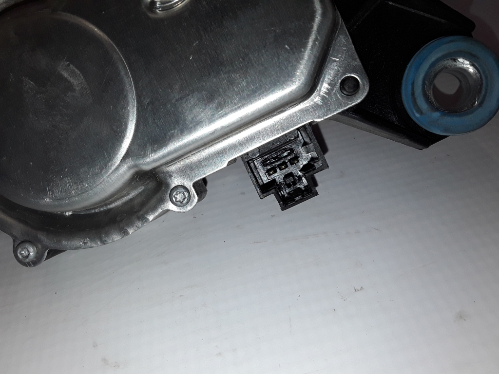 Used VOLVO XC60 Rear wiper motor 31290787