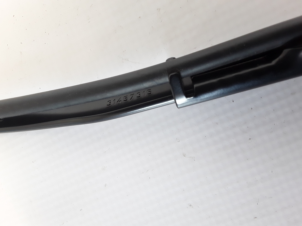 Used VOLVO XC40 Windshield wiper blade 31457315