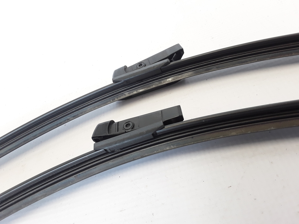 Used VOLVO XC40 Windshield wiper blades 31662390