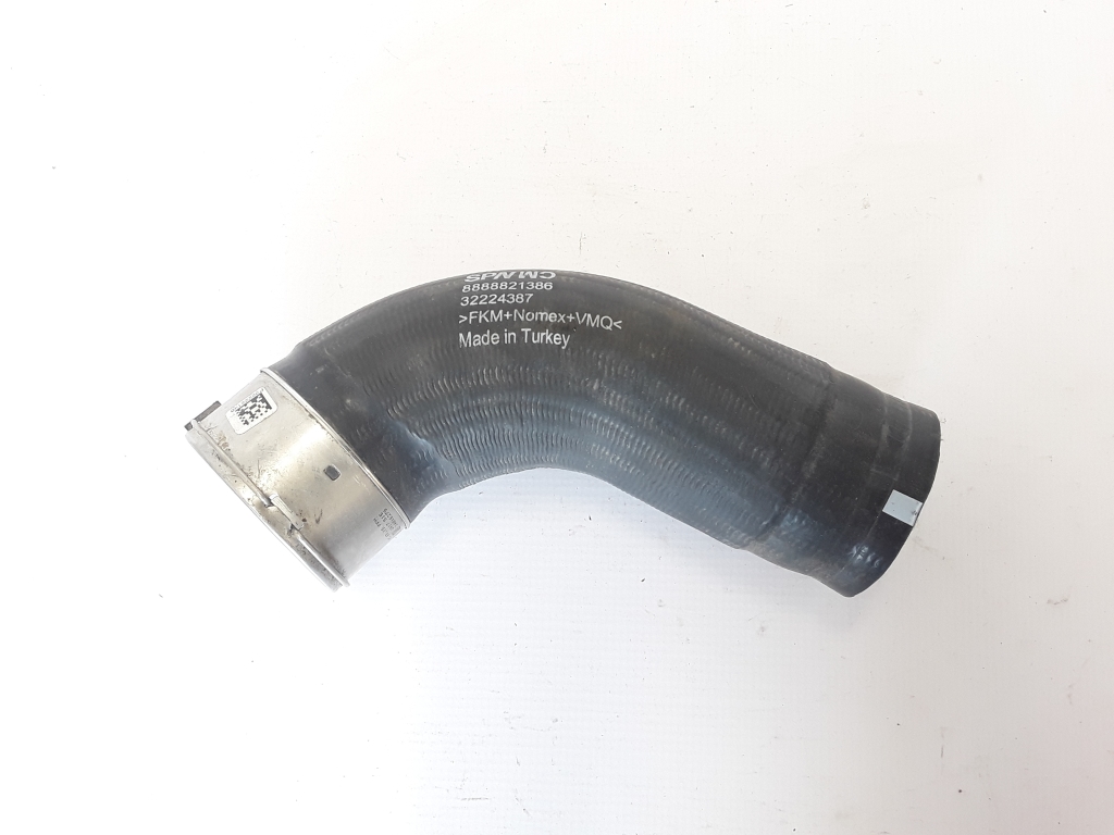 Used VOLVO XC40 Intercooler hose 32224387