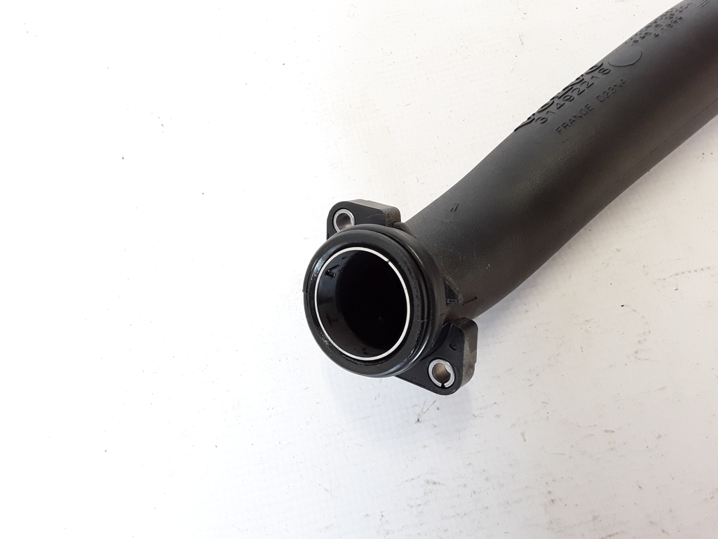 Used VOLVO XC40 Intercooler hose 31492218