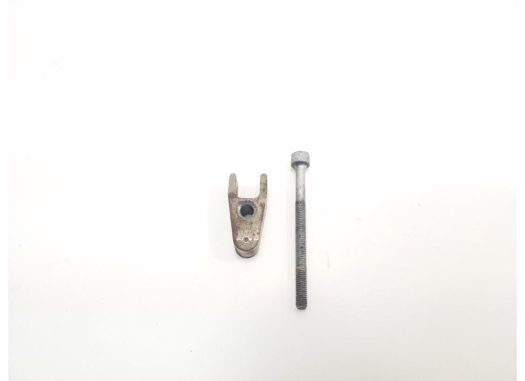 Used Mercedes Benz CLS-Class Fuel injector holder A6420160038