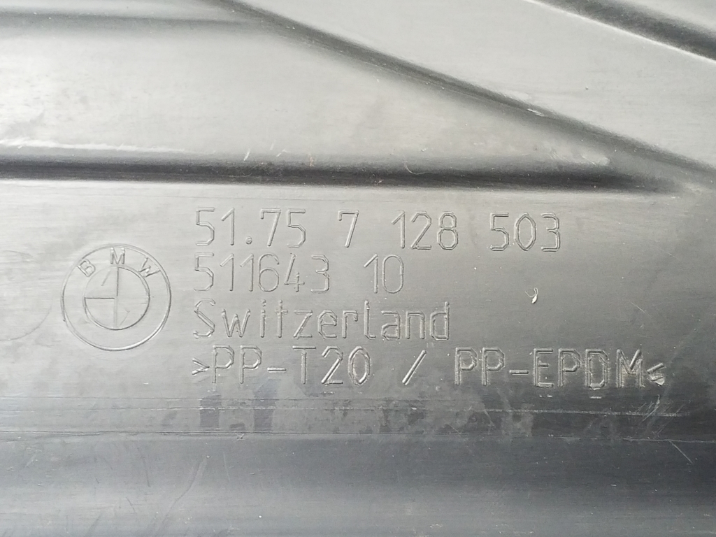 Used BMW 3 SERIES Bottom protection 7128503