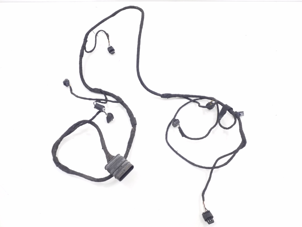 Used Mercedes Benz E-Class Rear parking sensor cable A2045400708