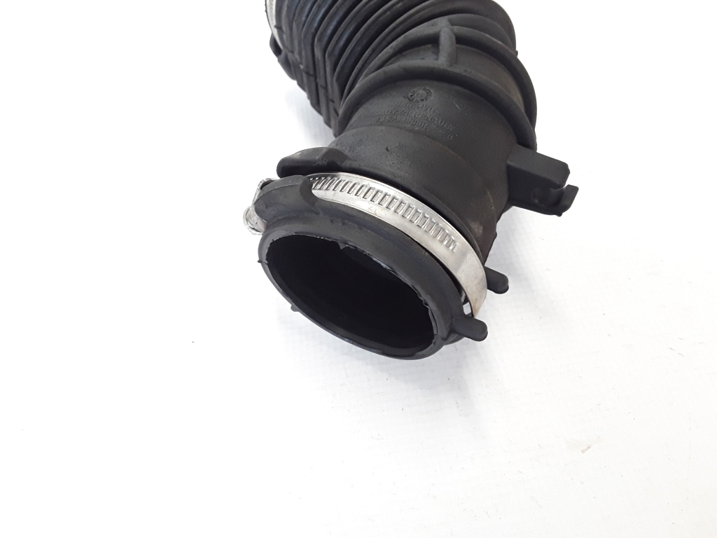 Used RENAULT Clio Intercooler hose 165758885R