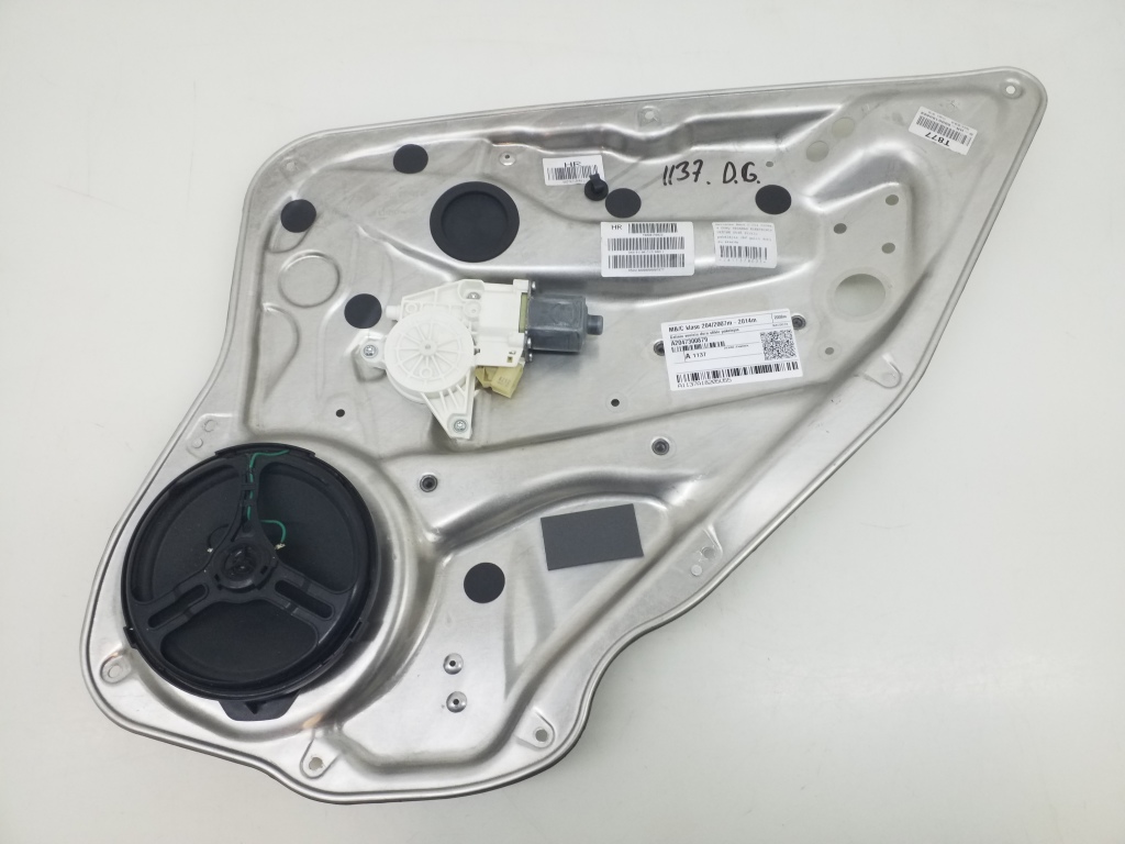 Naudotas Mercedes Benz C-Class Galinių šoninių durų stiklo pakėlikas ir ...