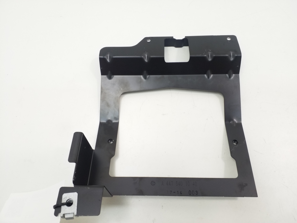 Naudotas Mercedes Benz Vito Laikiklis kitas A4475401040