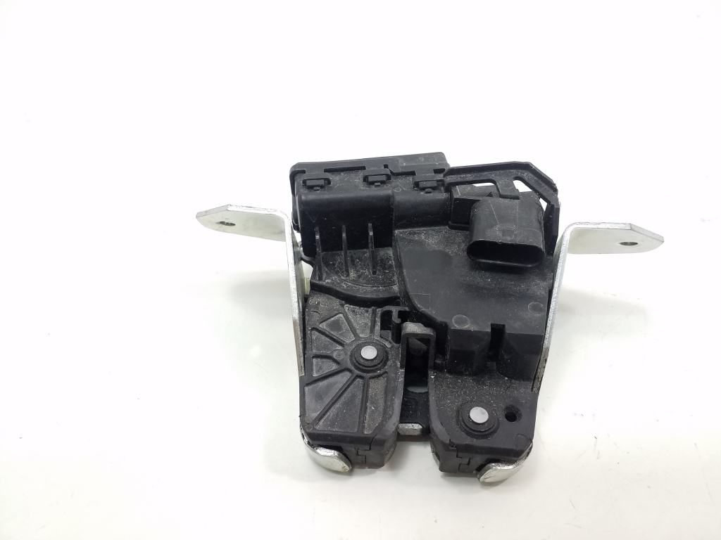 Used Mercedes Benz C-Class Trunk lid lock A0997400600
