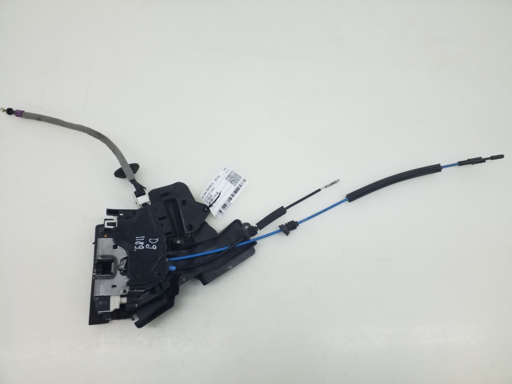 Used Mercedes Benz C-Class Rear side door lock A2047300435