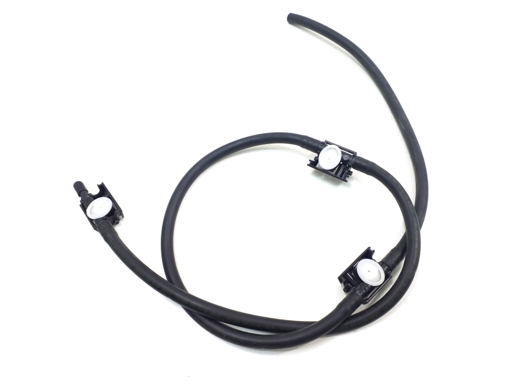 Used Mercedes Benz C-Class Windscreen washer nozzle A2058600292