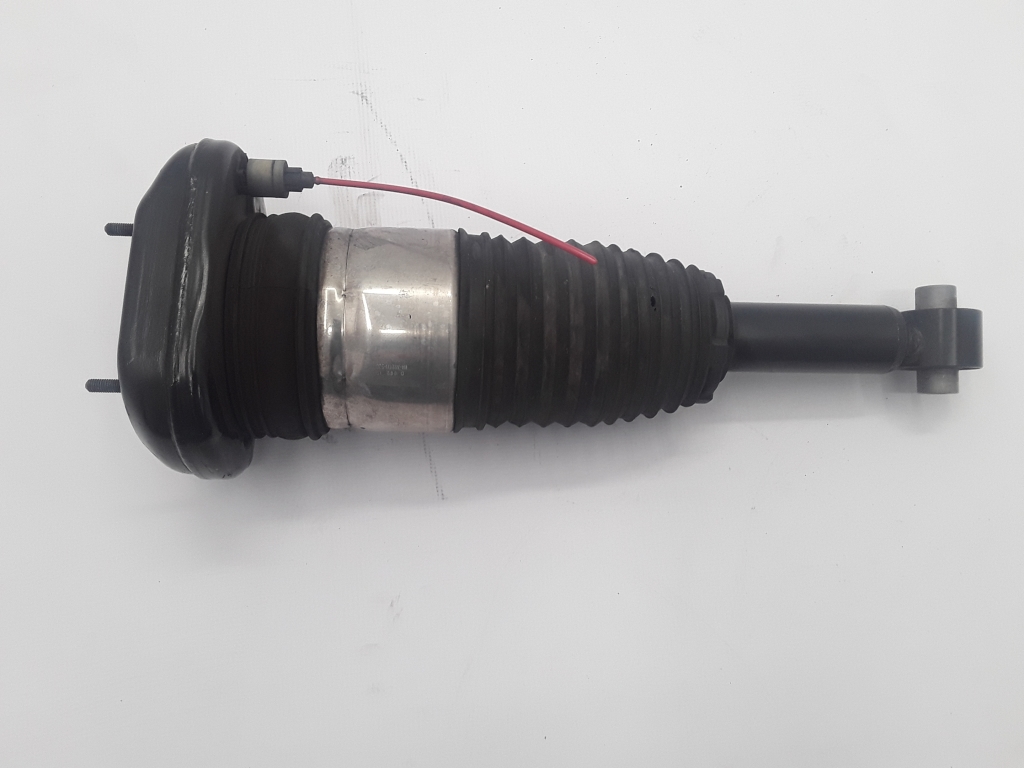Used BMW 5 SERIES Rear axle airbag 37106882821