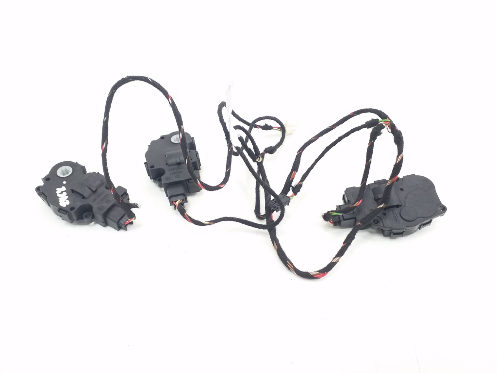 Used Mercedes Benz Vito Interior shoulder valve motor A0009068304