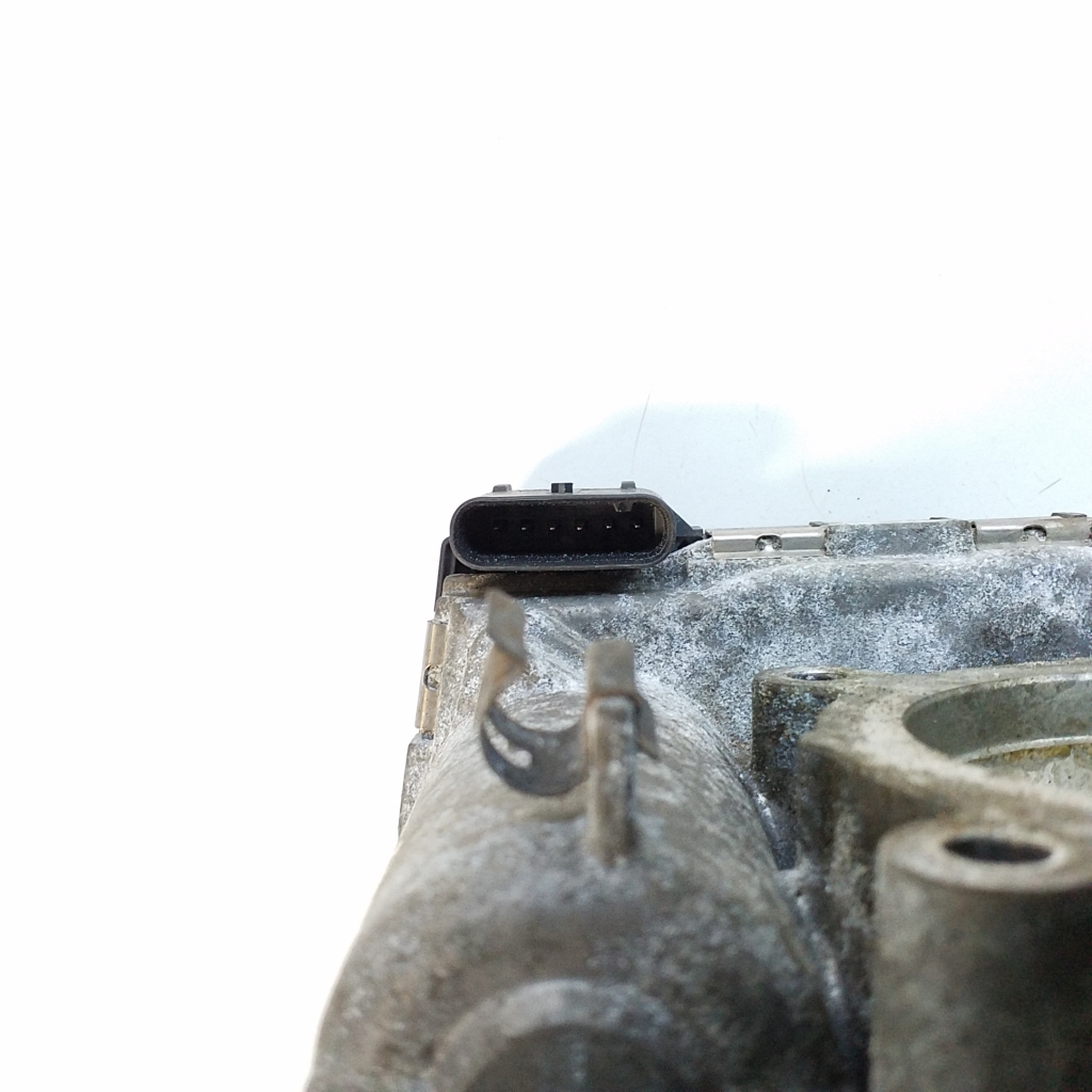Used Mercedes Benz C-Class Accelerator valve A2701410025