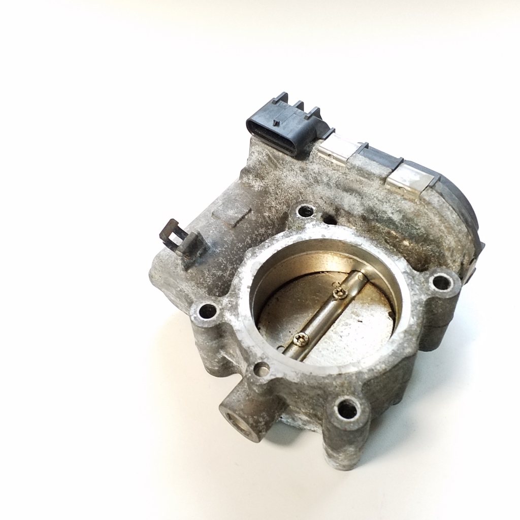 Used Mercedes Benz C-Class Accelerator valve A2701410025