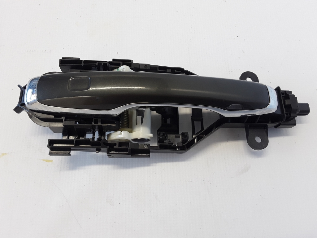 Used VOLVO XC90 Front door external opening handle and its details