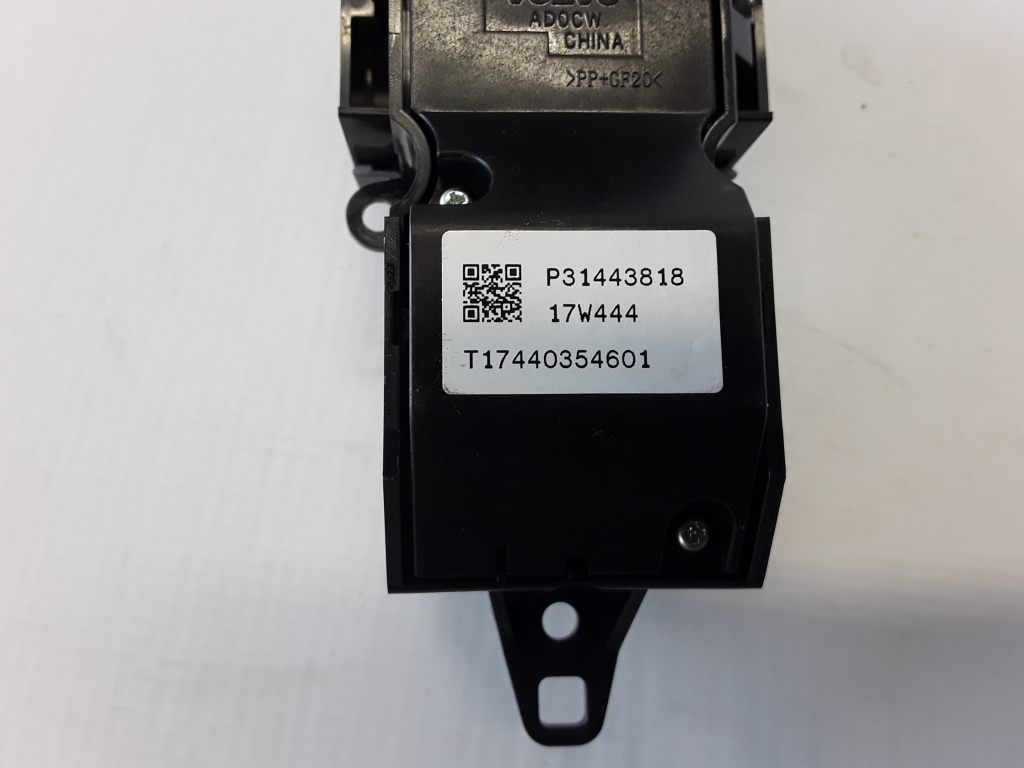 Used VOLVO XC90 Ignition switch 31443818