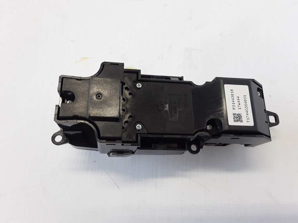 Naudotas VOLVO XC90 Jungiklis užvedimo 31443818