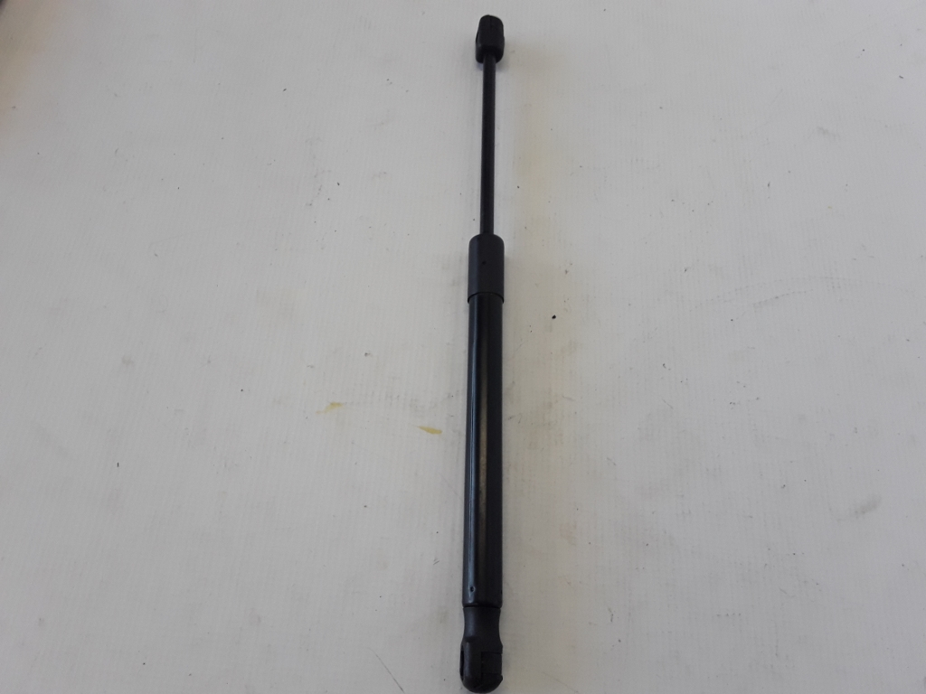 Naudotas VOLVO XC90 Variklio gaubto atrama/cilindriukas 31425788