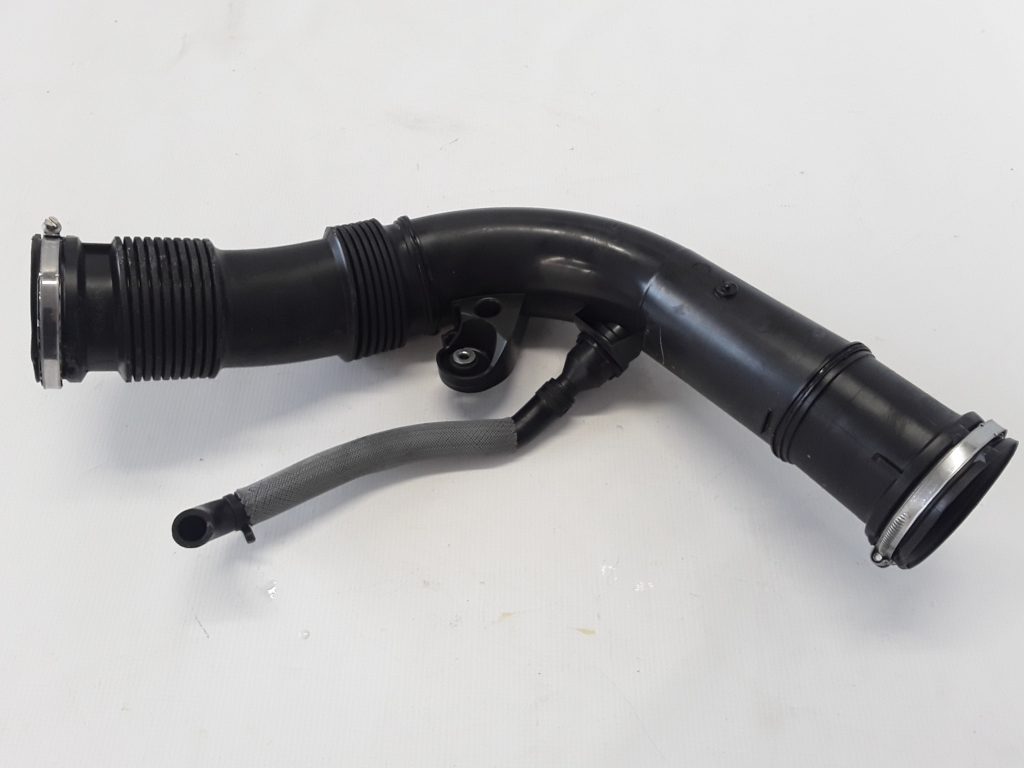 Used VOLVO XC90 Air intake hose 31657341