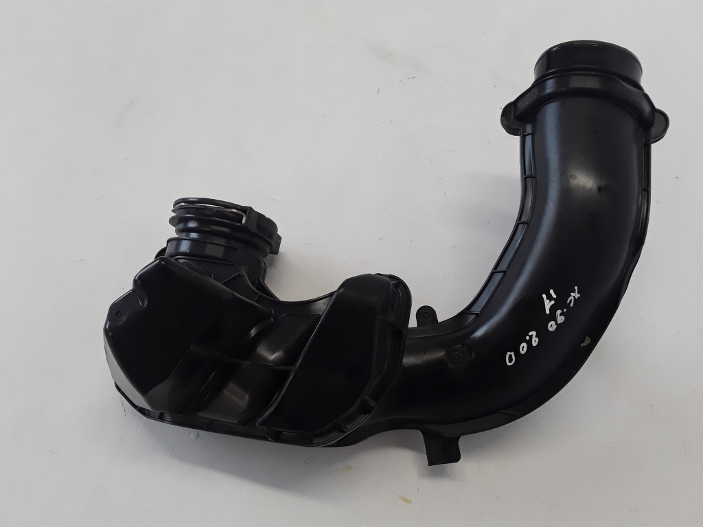 Naudotas VOLVO XC90 Oro paėmimo žarna 31370120