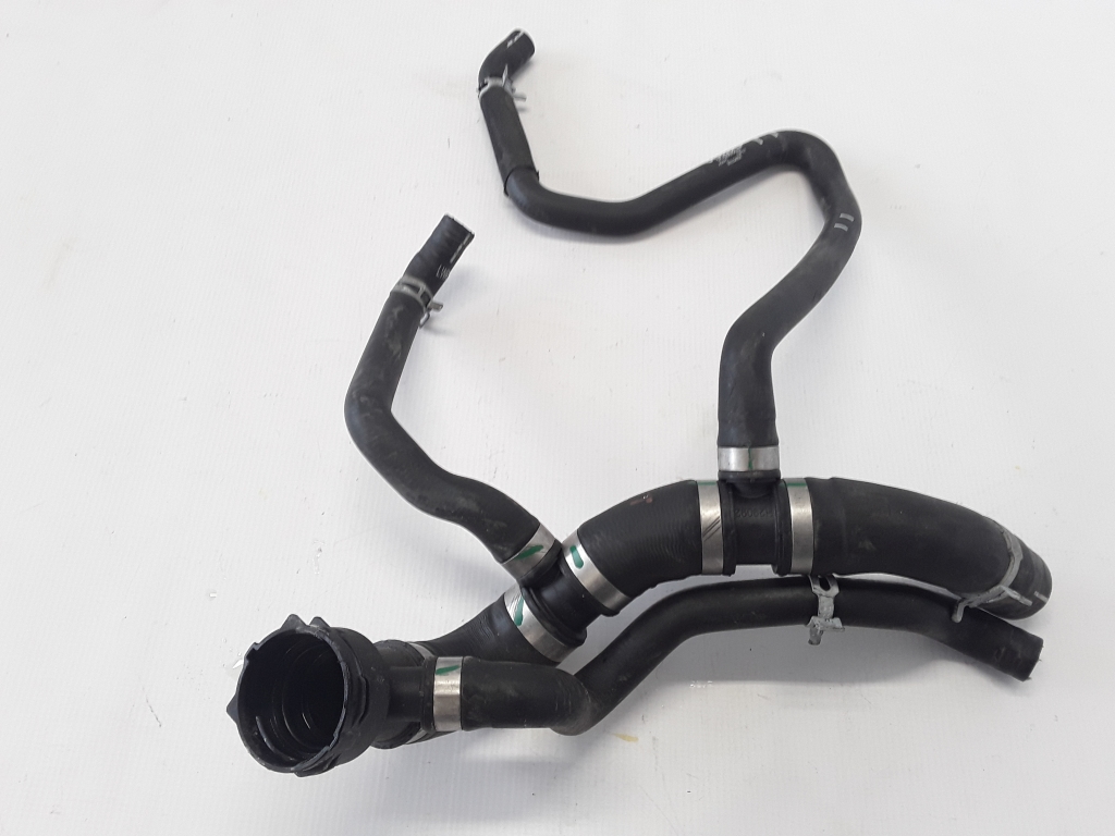 Used VOLVO XC90 Cooling radiator hose 31686003