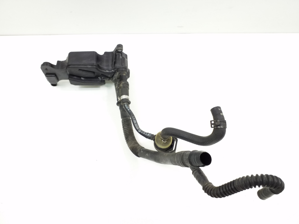 Used Mercedes Benz C-Class Other engine part A2700104203