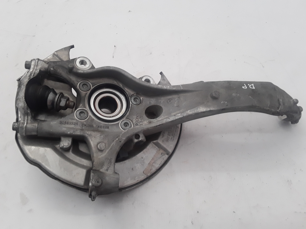 Used VOLVO S90 Hub front 31682226
