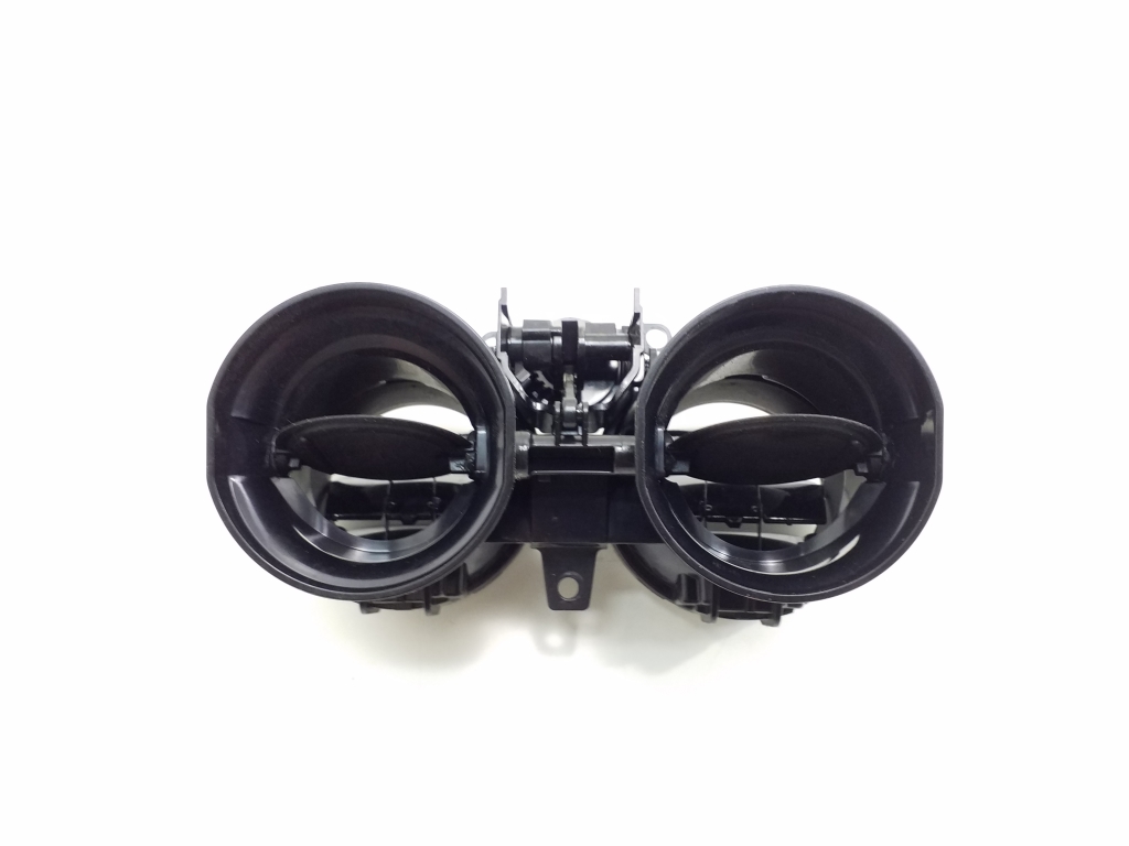 Naudotas Mercedes Benz E-Class Salono panelės ventiliacinės grotelės ...