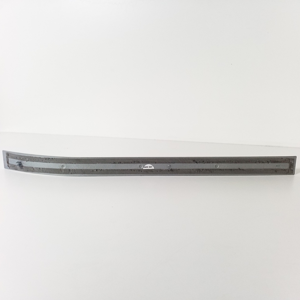 Used Mercedes Benz S-Class Inner threshold trim A2216802035