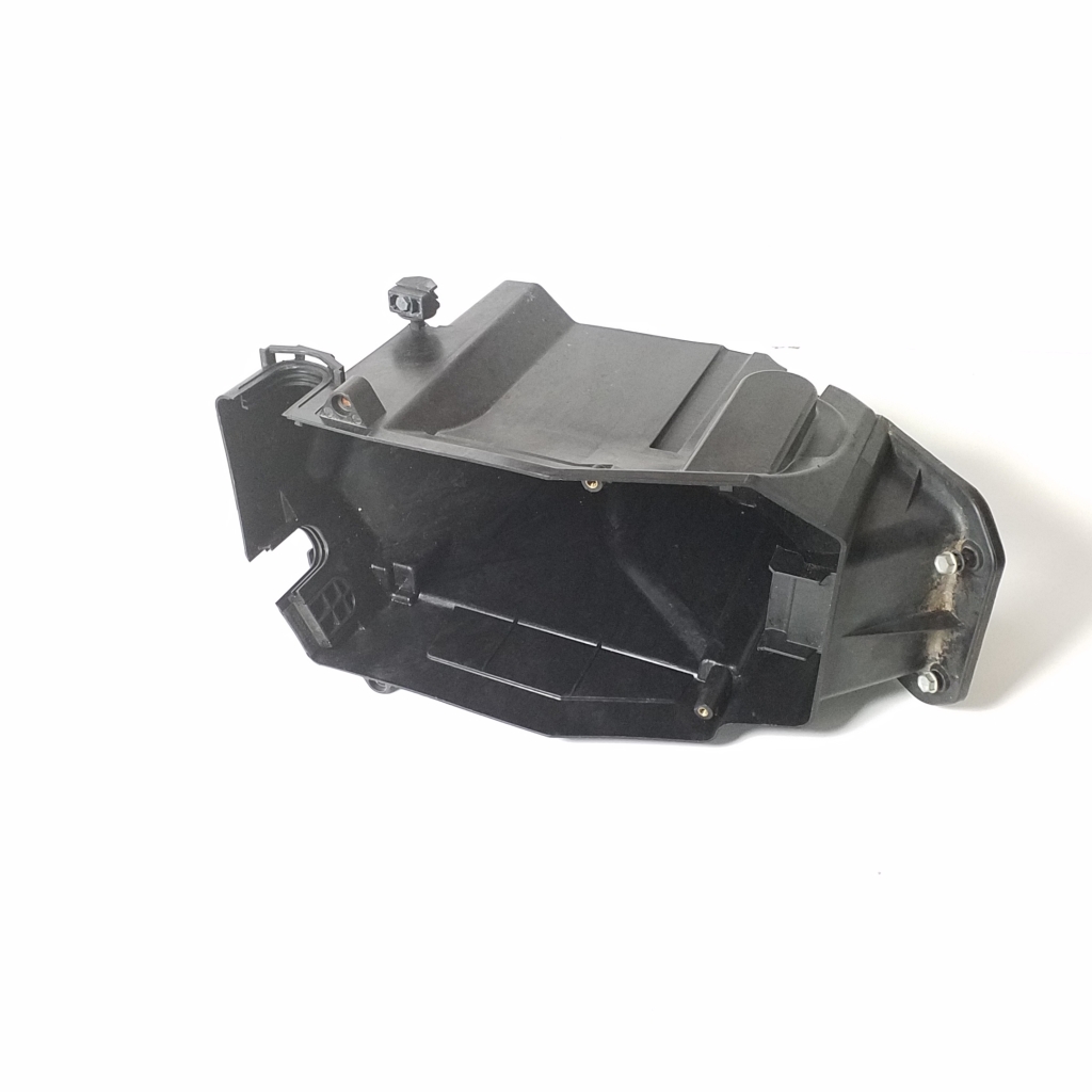 Used Mercedes Benz S-Class Fuse box housing under the hood A2215400224