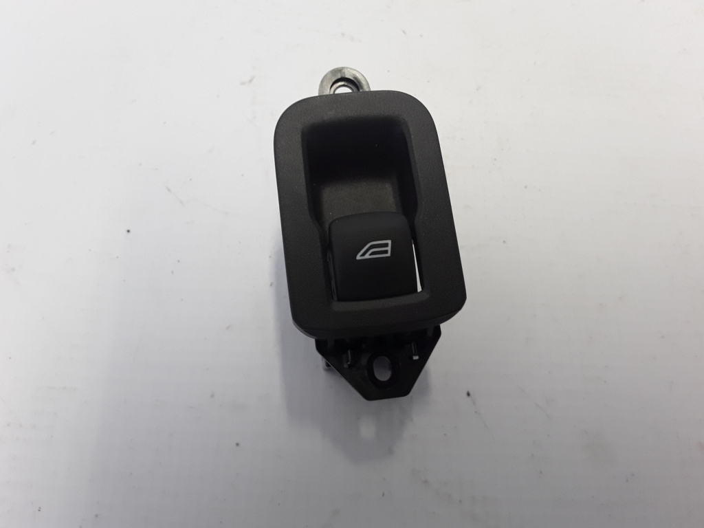 Used VOLVO V60 Rear side door glass switch