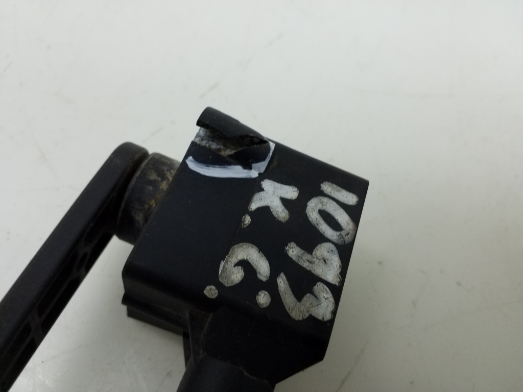 Used Mercedes Benz CL-Class Sensor on the rear hub A0105427717