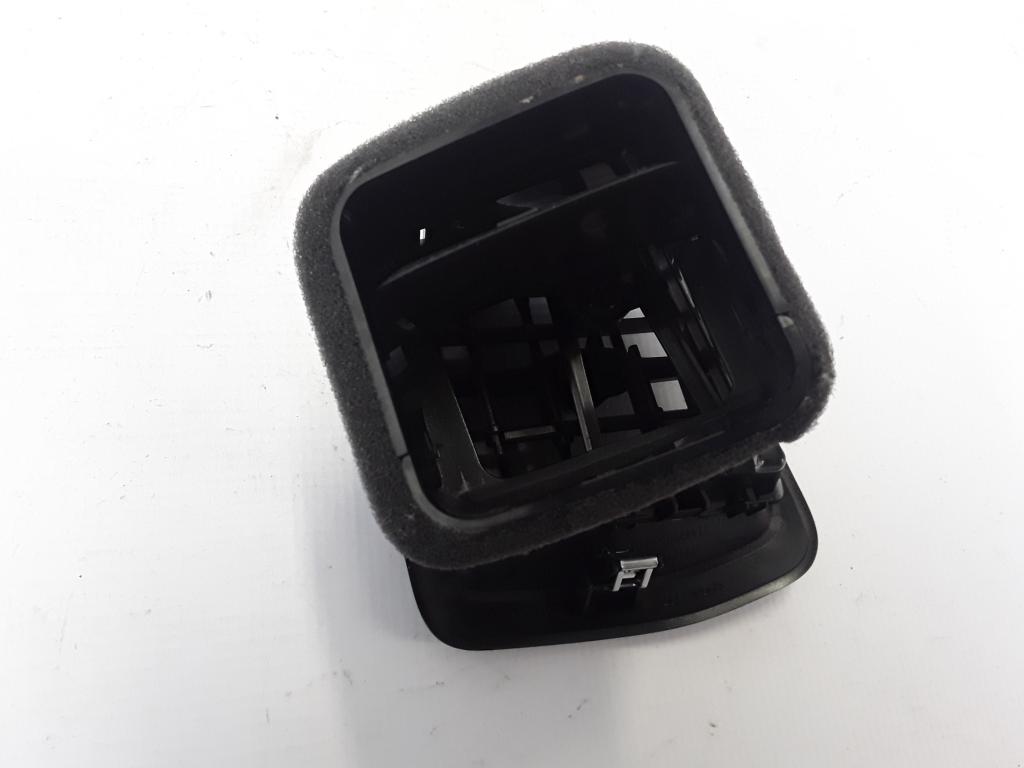 Used VOLVO XC60 Interior panel ventilation grilles 31417691