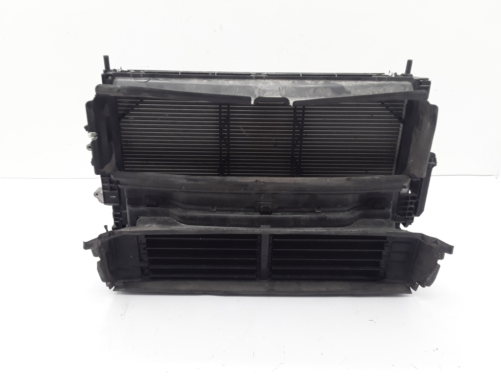 Used VOLVO V90 Radiator set and its details