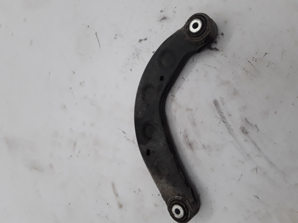 Used VOLVO V90 Rear lever 31360863