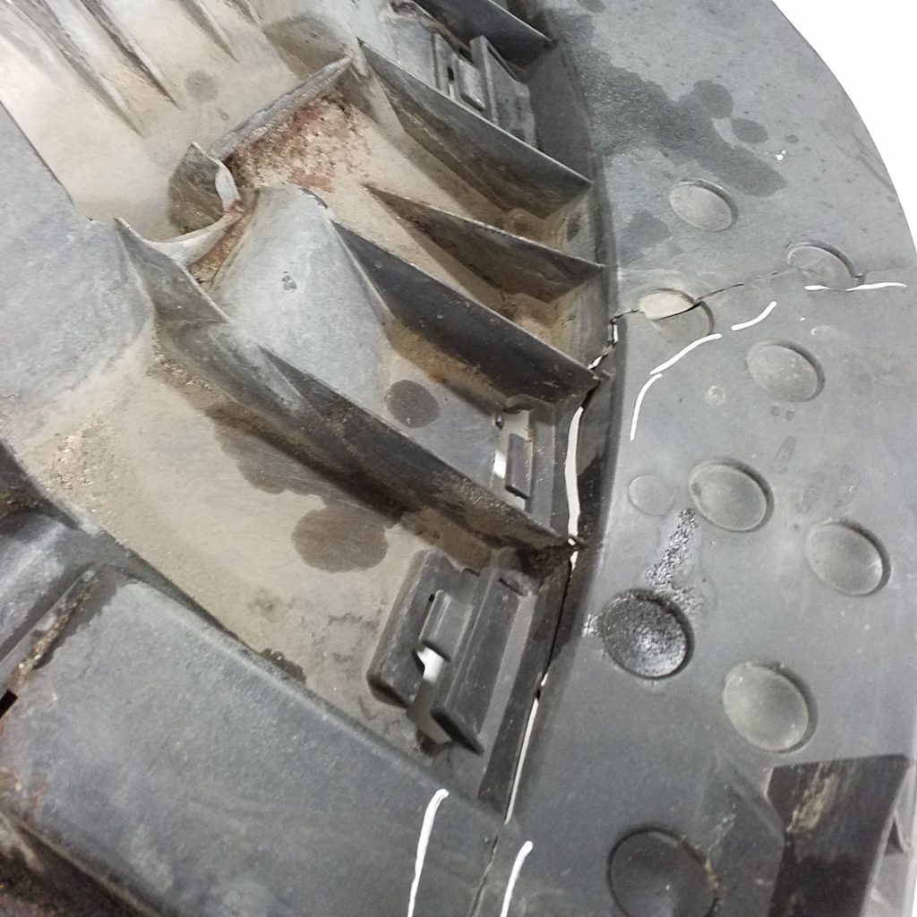 Used Mercedes Benz V-Class Front underbody protection A4478850036