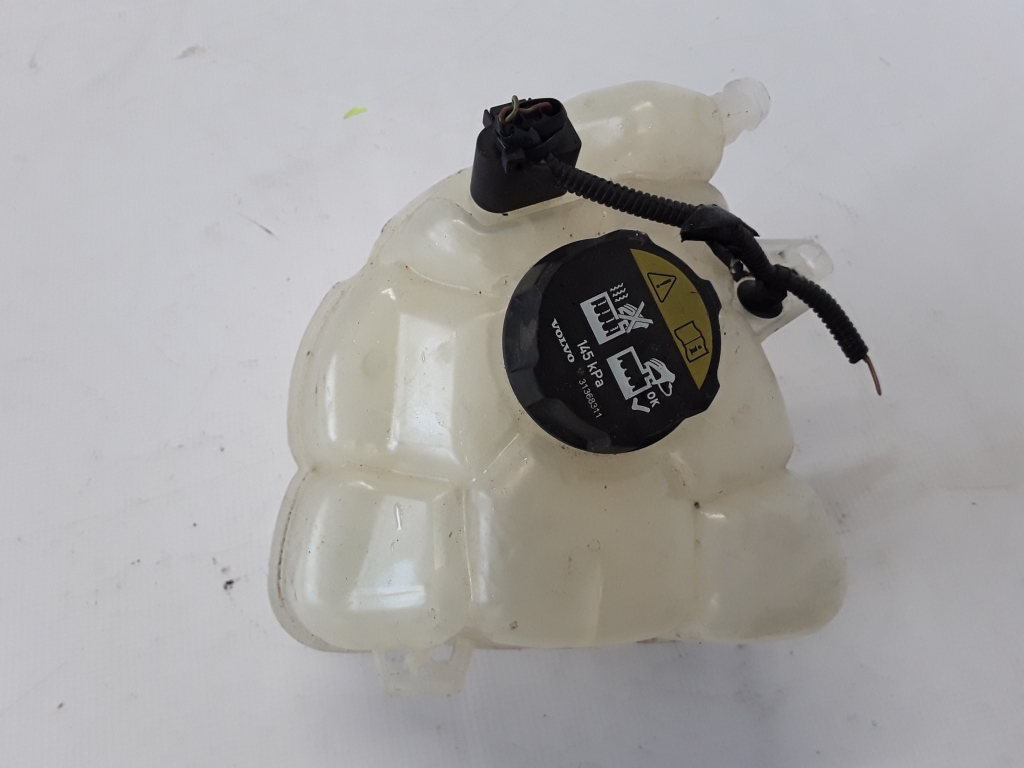 Used VOLVO S90 Tank for coolant 31338291